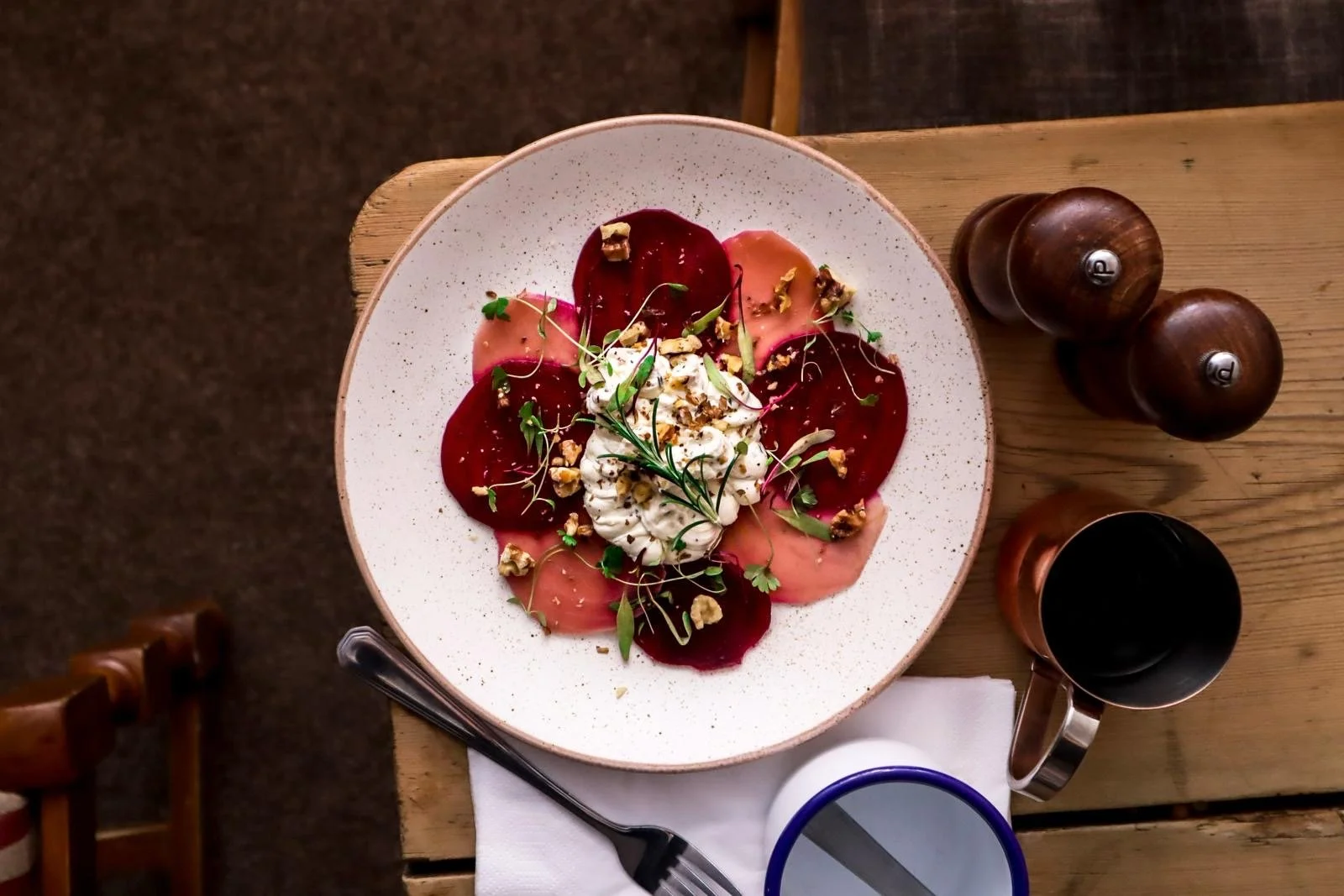 Contact — THE RED LION, EVENLEY