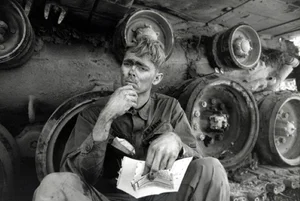 HOF Inductee David Burnett — International Photography Hall of Fame and ...