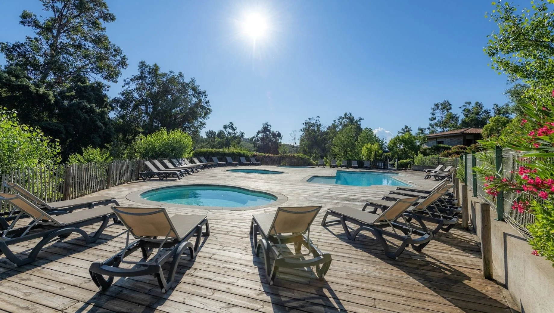 Les 7 Meilleurs Campings en Corse 2025: Guide & Bons Plans