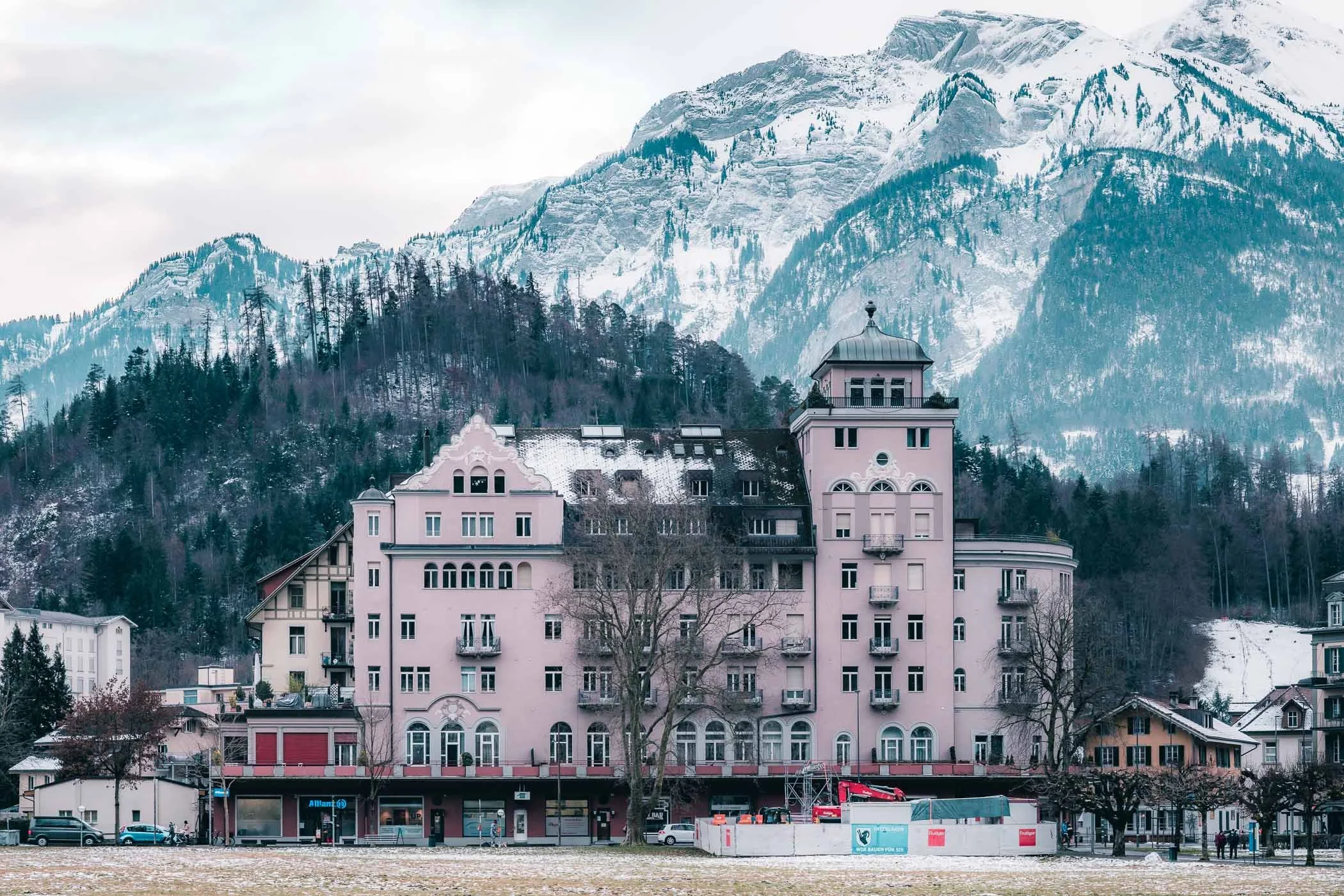 Que Faire à Interlaken en Hiver: Le guide des Incontournables!