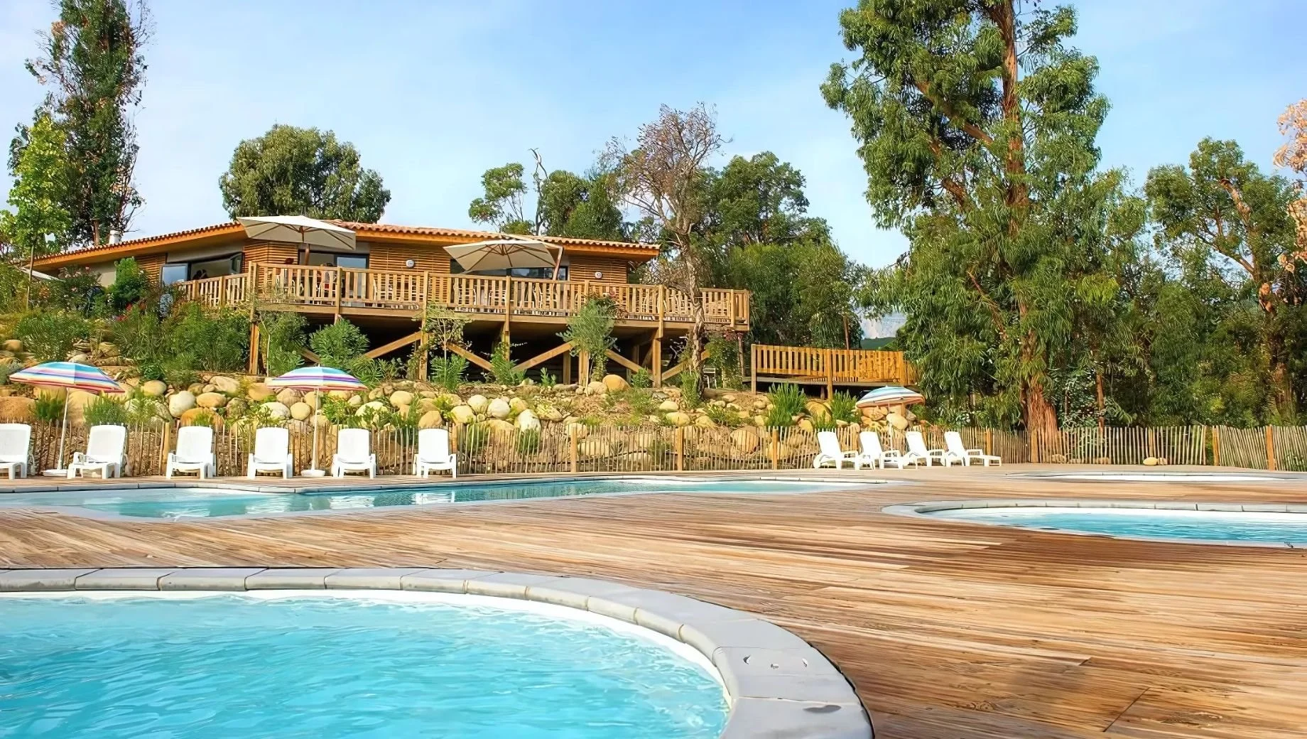 Les 7 Meilleurs Campings en Corse 2025: Guide & Bons Plans