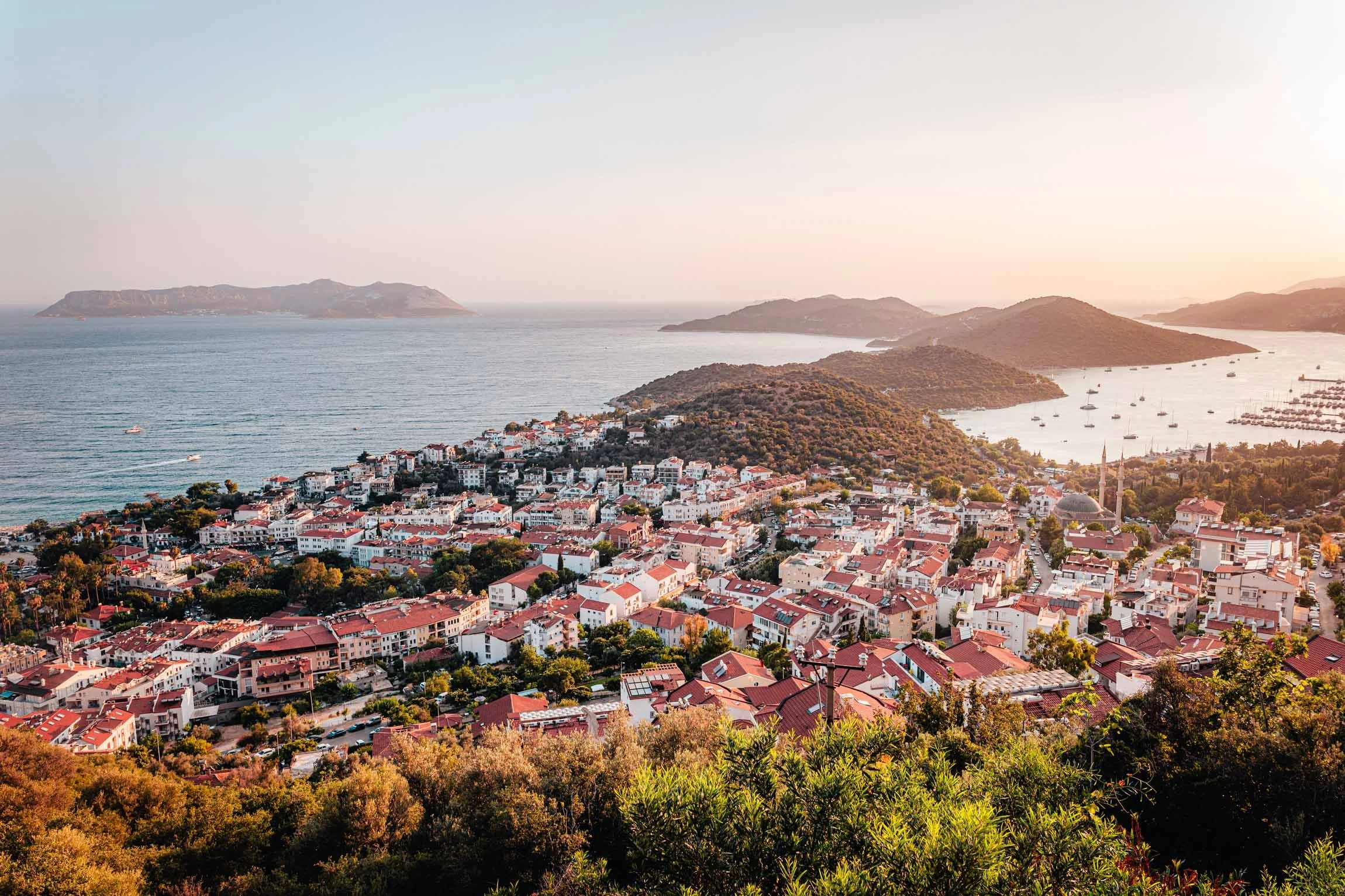 Visiter Kas en Turquie: Itinéraire + Spots Jusqu'à Marmaris!