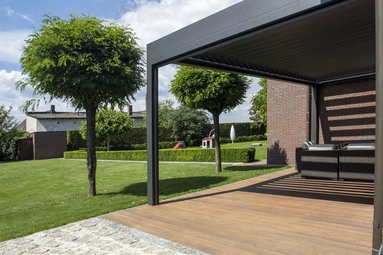 Retractable Canopies UK - Louvered Canopies UK