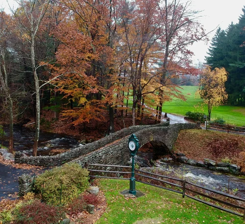 BuckHillFallsRentals.com