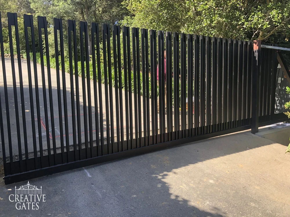 CANTILEVER GATES — CREATIVE GATES