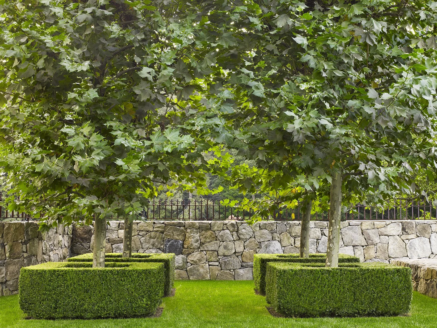 Iconic — James Doyle Design Associates