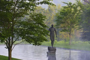 Iconic — James Doyle Design Associates