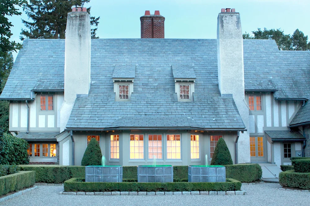 Iconic — James Doyle Design Associates