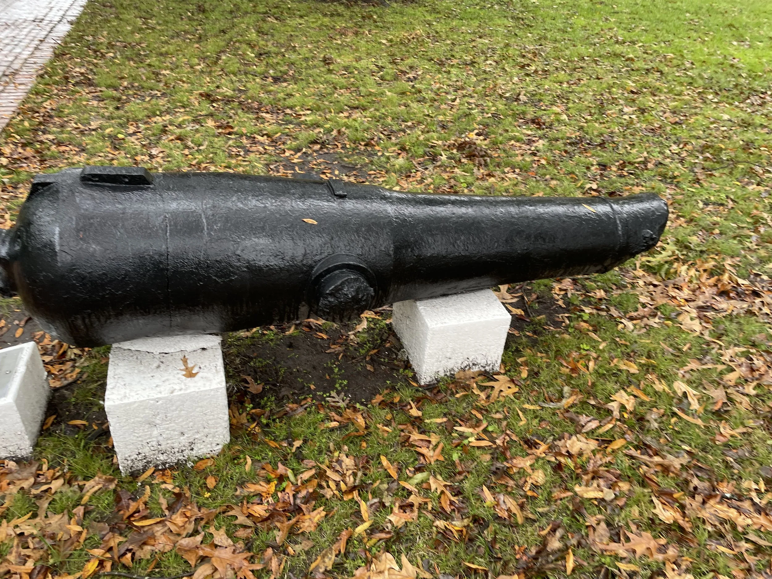 US Navy 32-Pounder of 32 Hundredweight of USS Pennsylvania — Santee1821: Naval Artifacts and ...