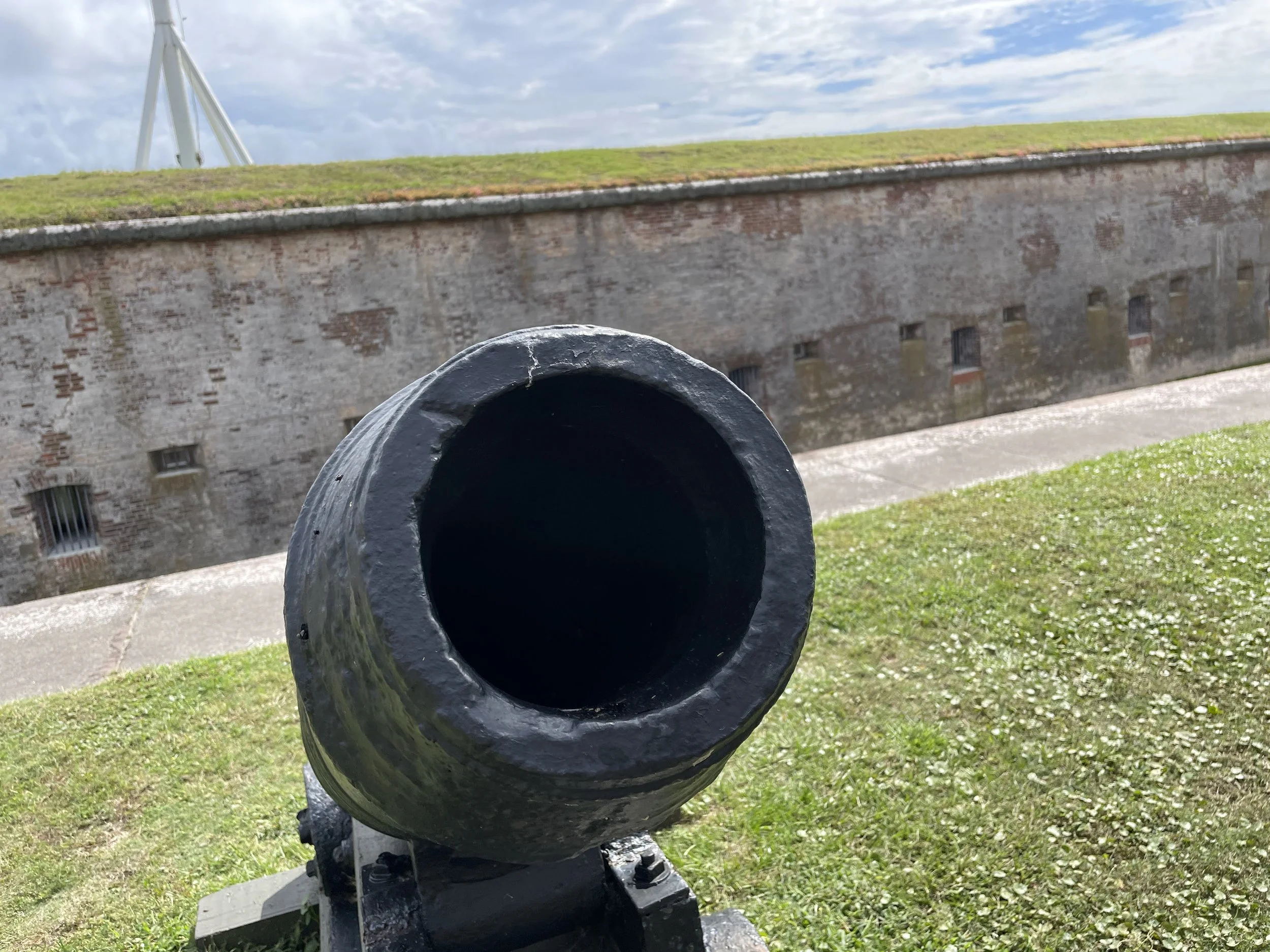 The 32-Pounder Carronade at Fort Macon — Santee1821: Naval Artifacts ...