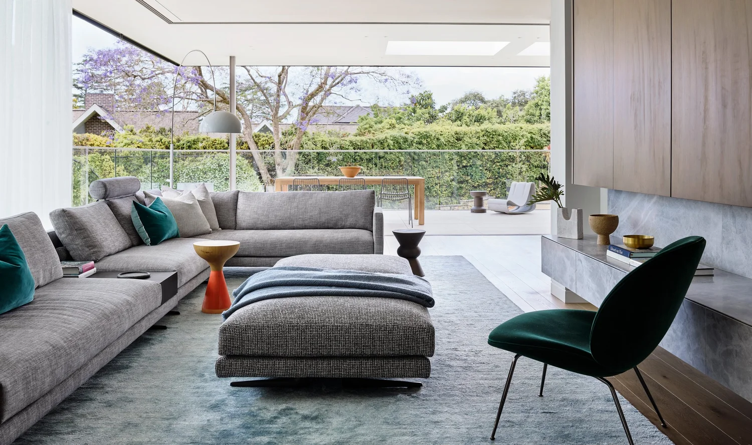 Lisa Burdus – Interior Design and Decoration