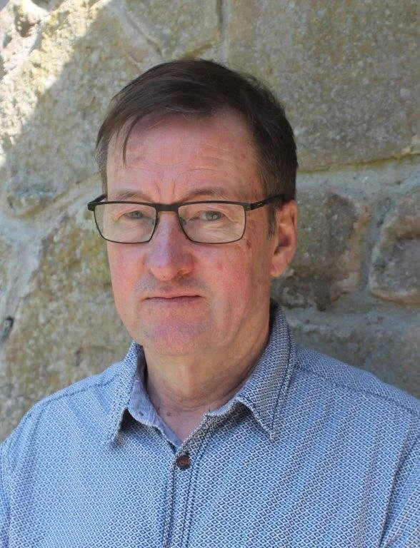 Mark McCrum — Bloodhound Books