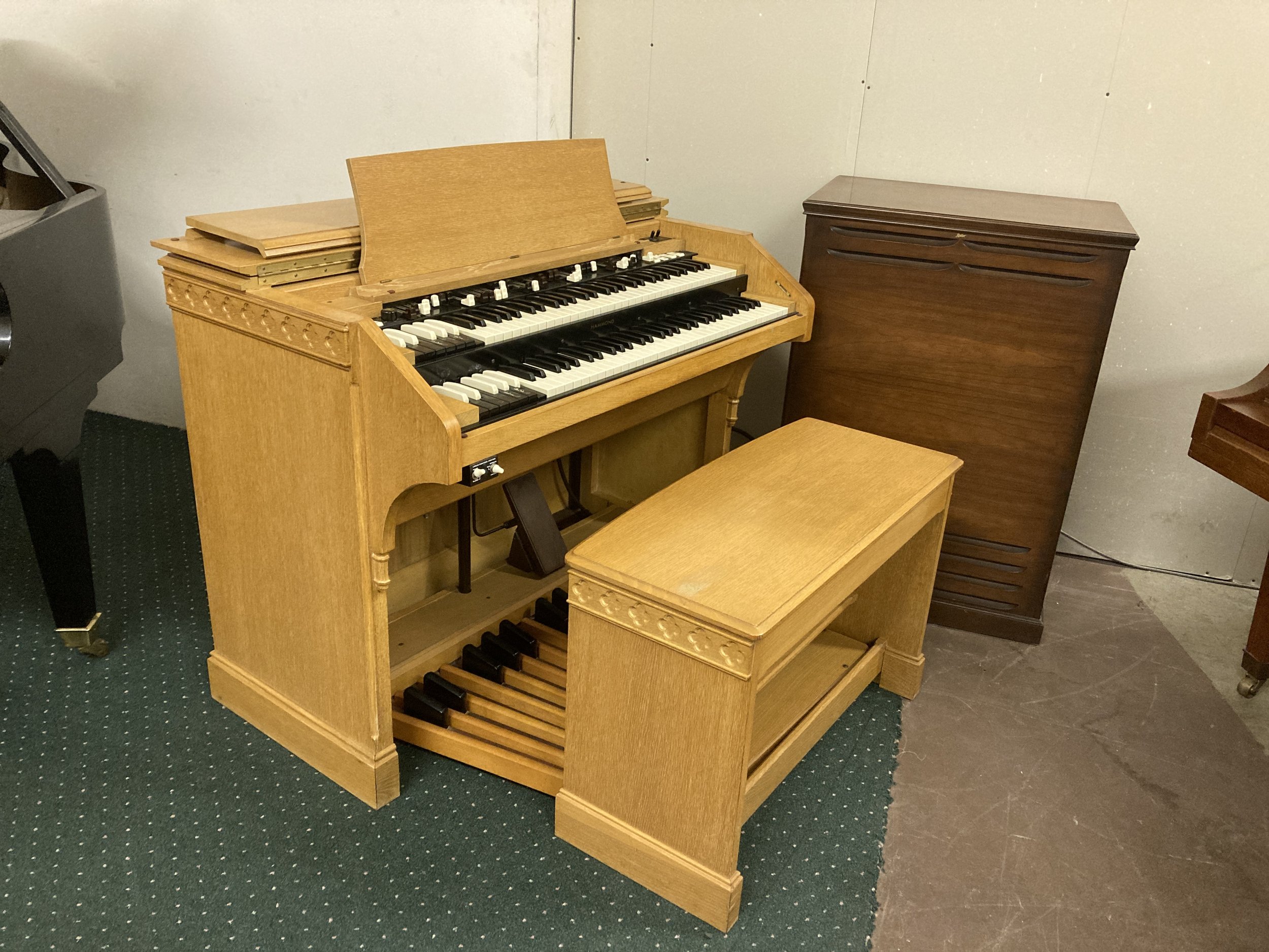 Hammond Organ C3 with Leslie 122 cabinet — Piano Pros
