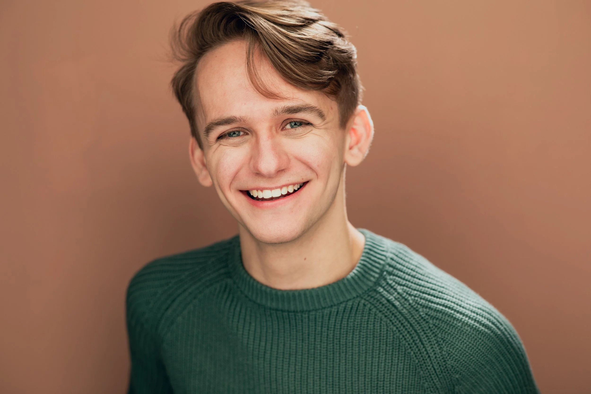 About me — Alex Pletikapich | Actor