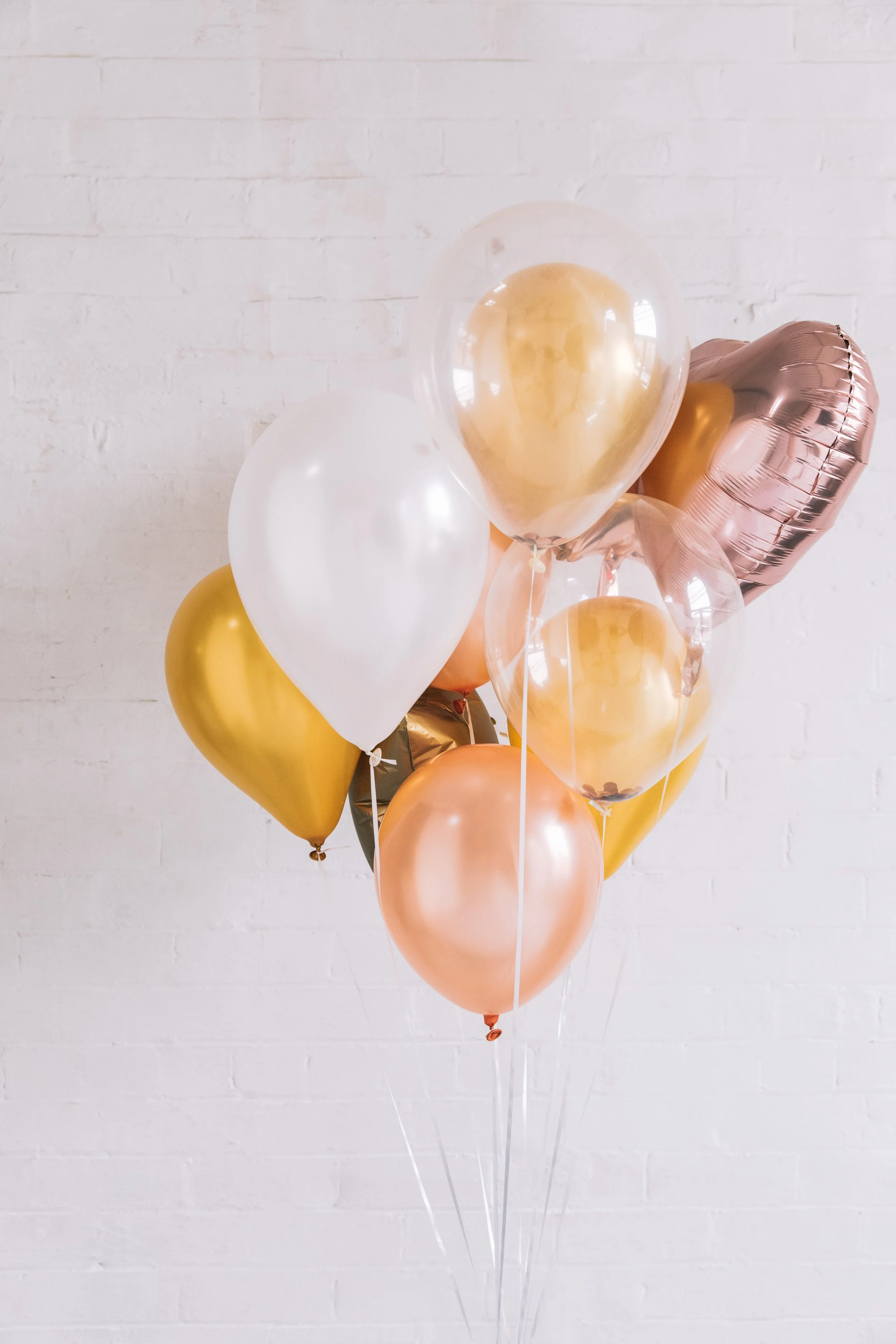 Dozen Assorted Helium Balloons — Fleur De Lis Floristry