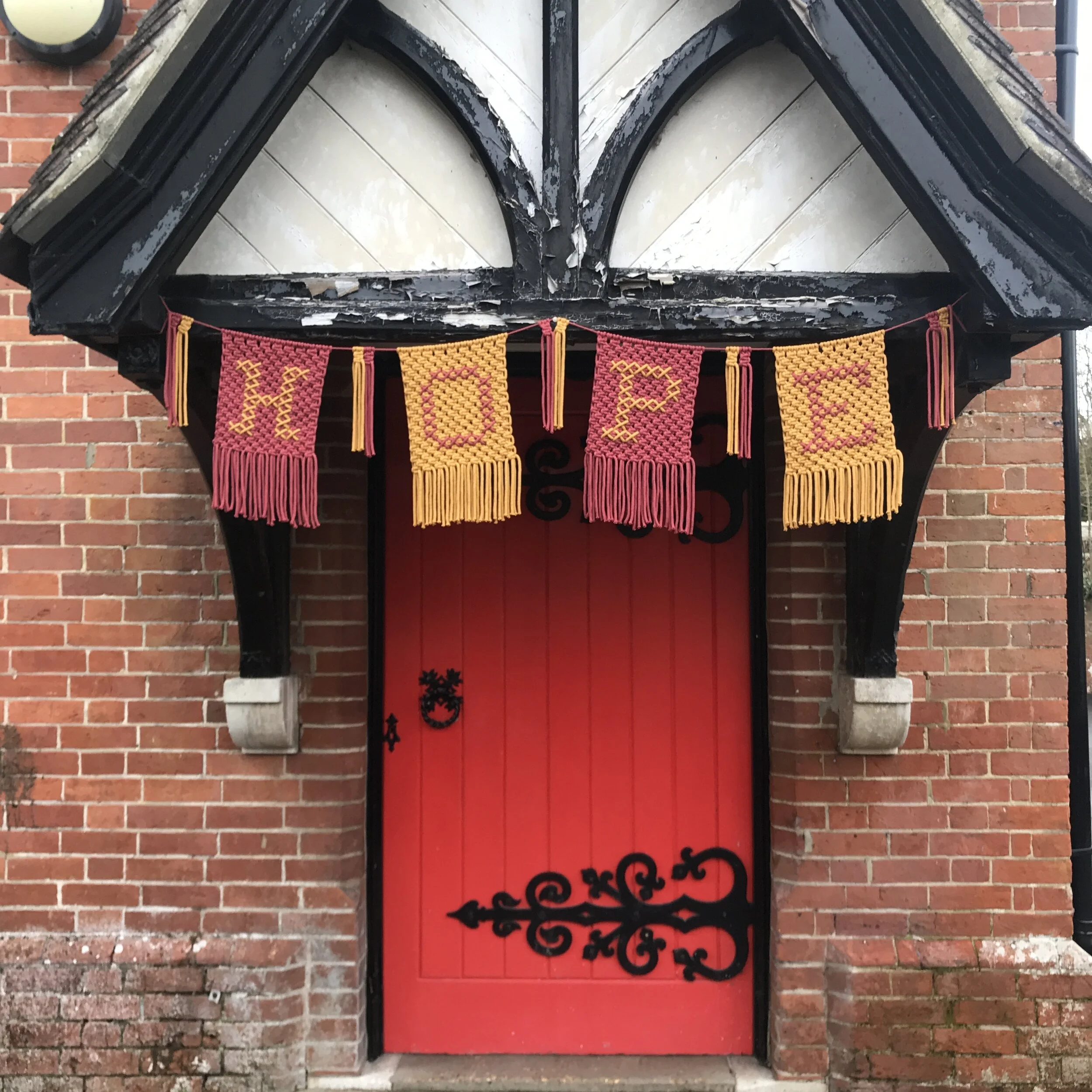 The Jolly Good Yarn — In Jolly Good Company