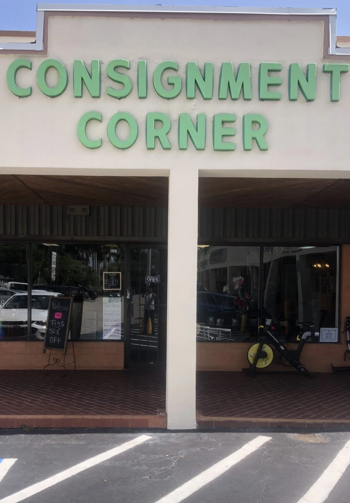 ConsignmentCornerMiami.com