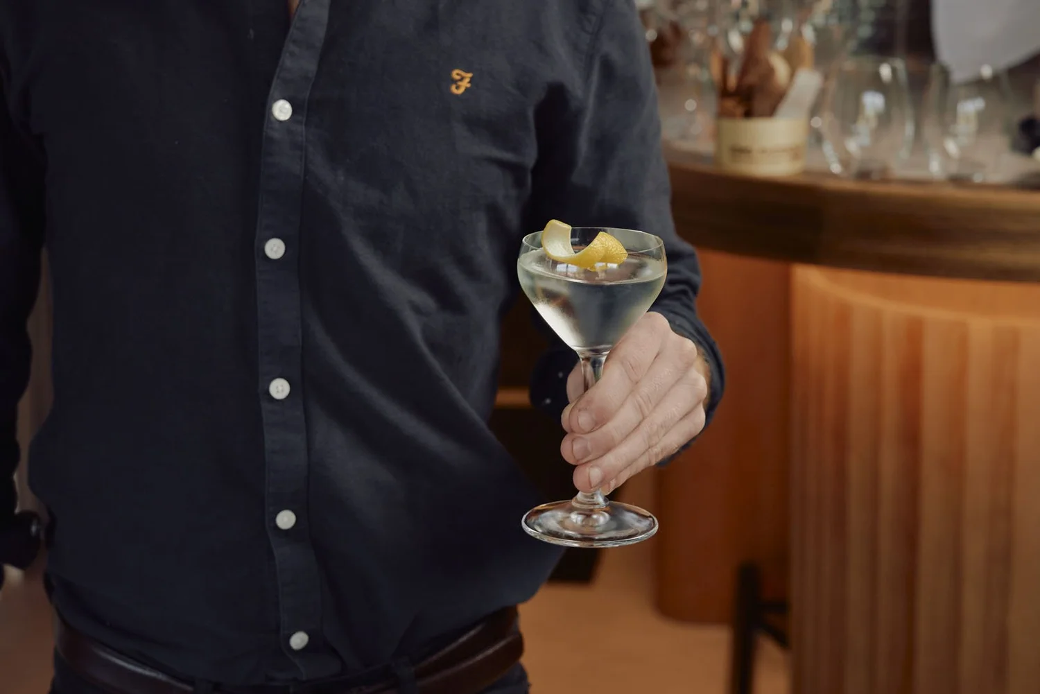 81 Bay Wine Bar — Baix