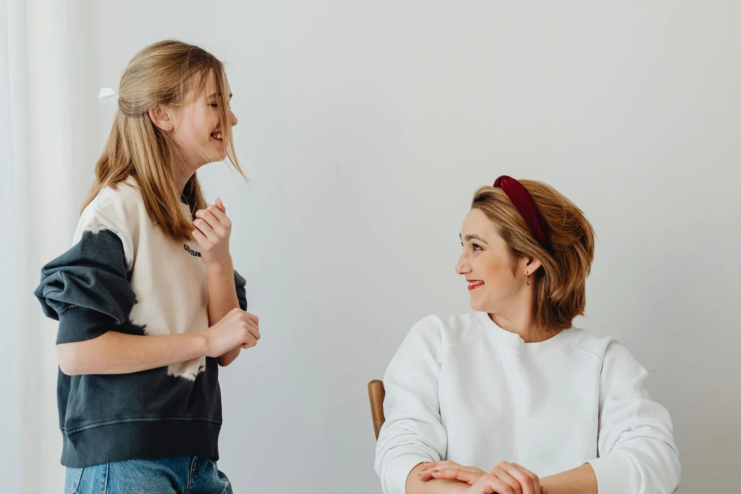 Starting and Ending Conversations: A Supportive Guide for Autistic Kids ...
