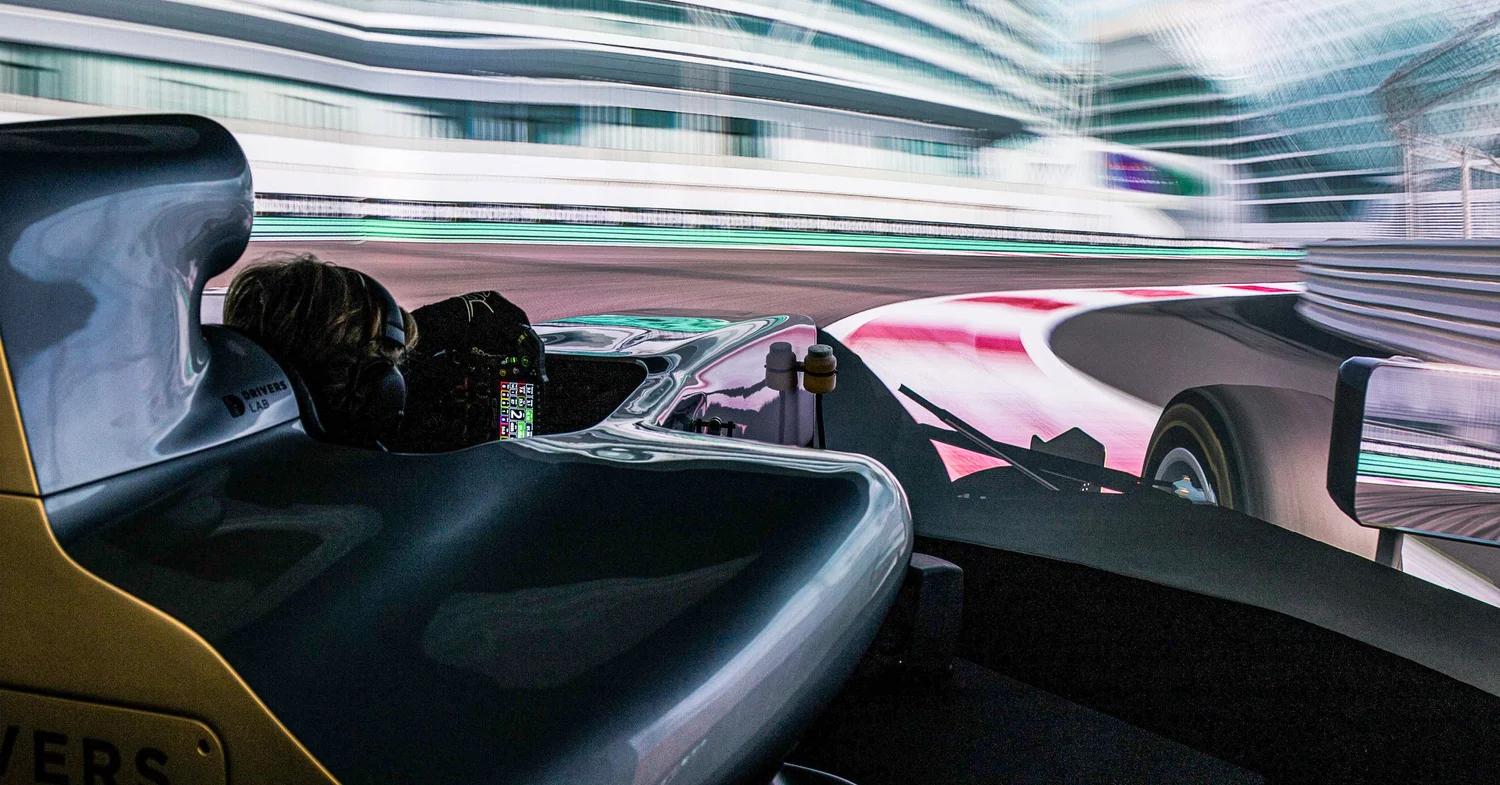 Drivers Lab: Premier Racing Simulators and Driver Coaching
