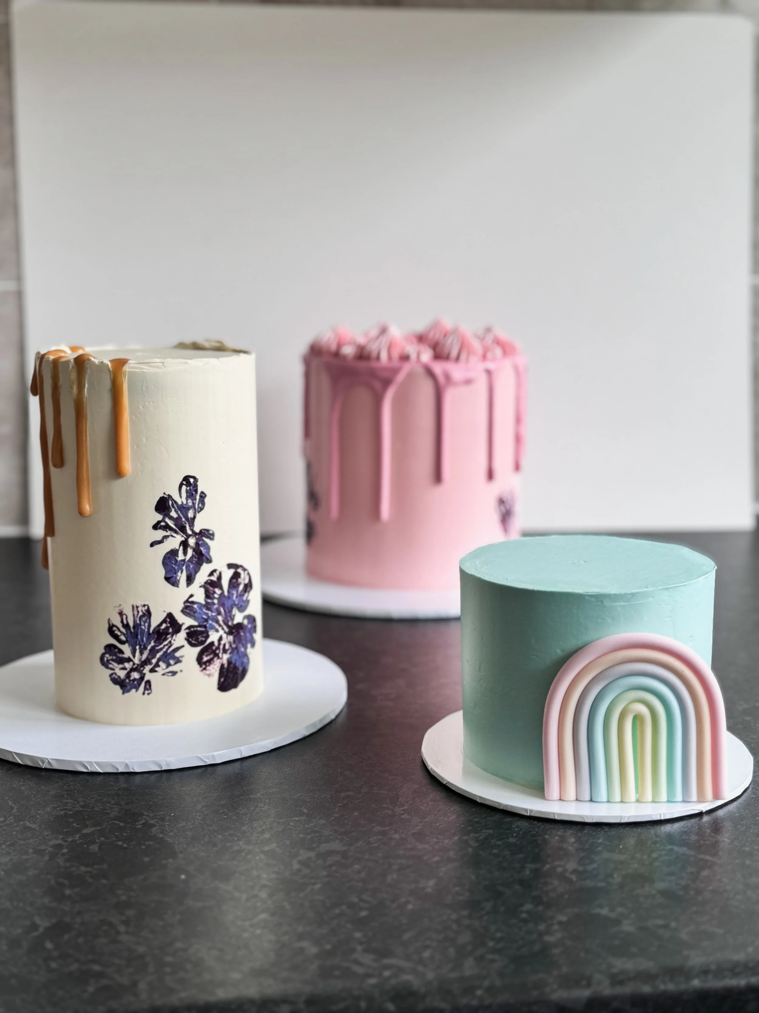 Lumi Bakes - Custom cakes made in Alton, Hampshire