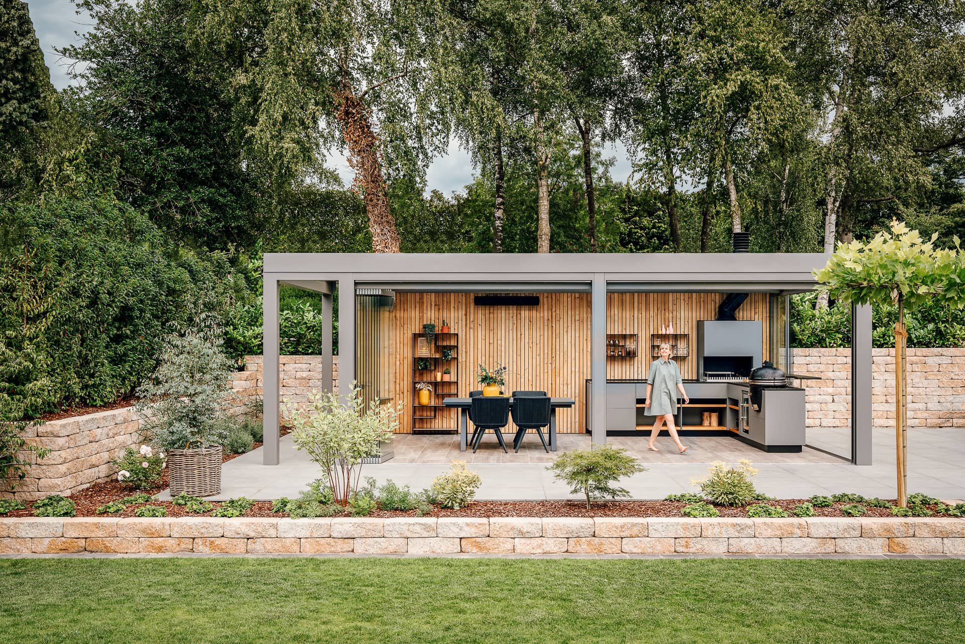 Contemporary Outdoor Kitchens | Alfresco Kitchens