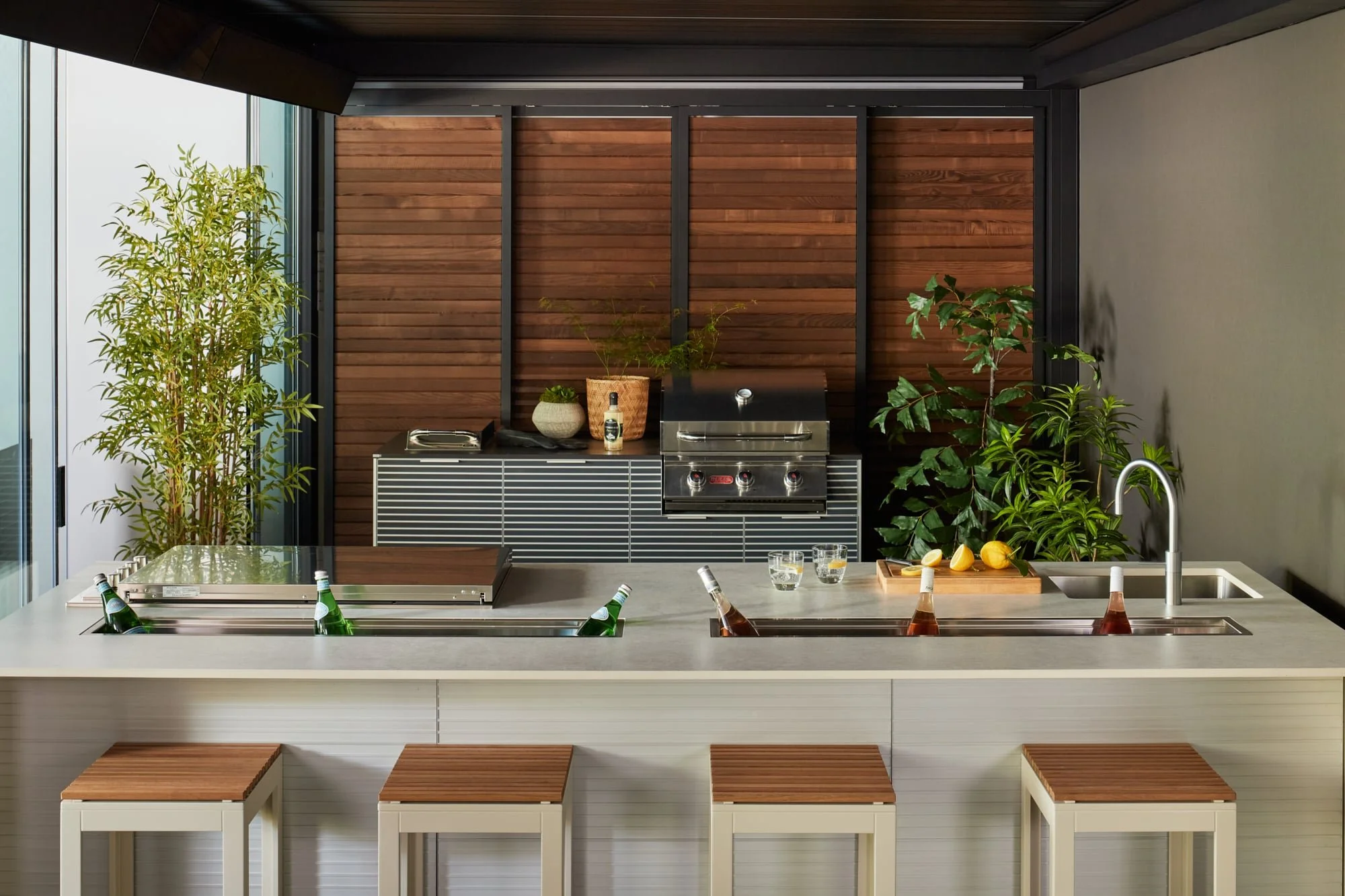 Contemporary Outdoor Kitchens | Alfresco Kitchens