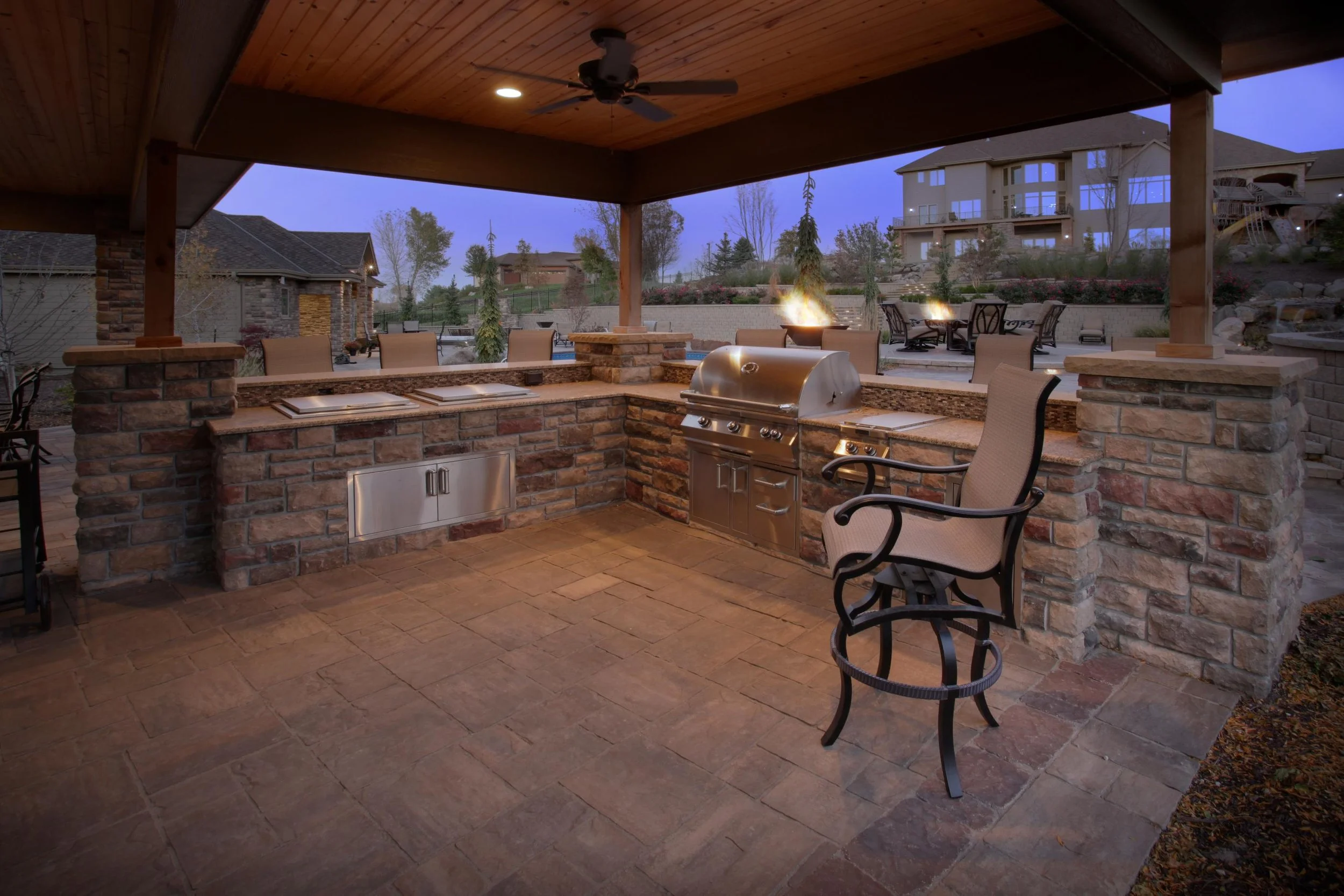Top Outdoor Kitchen Builders & Construction in Omaha, NE | Carson ...