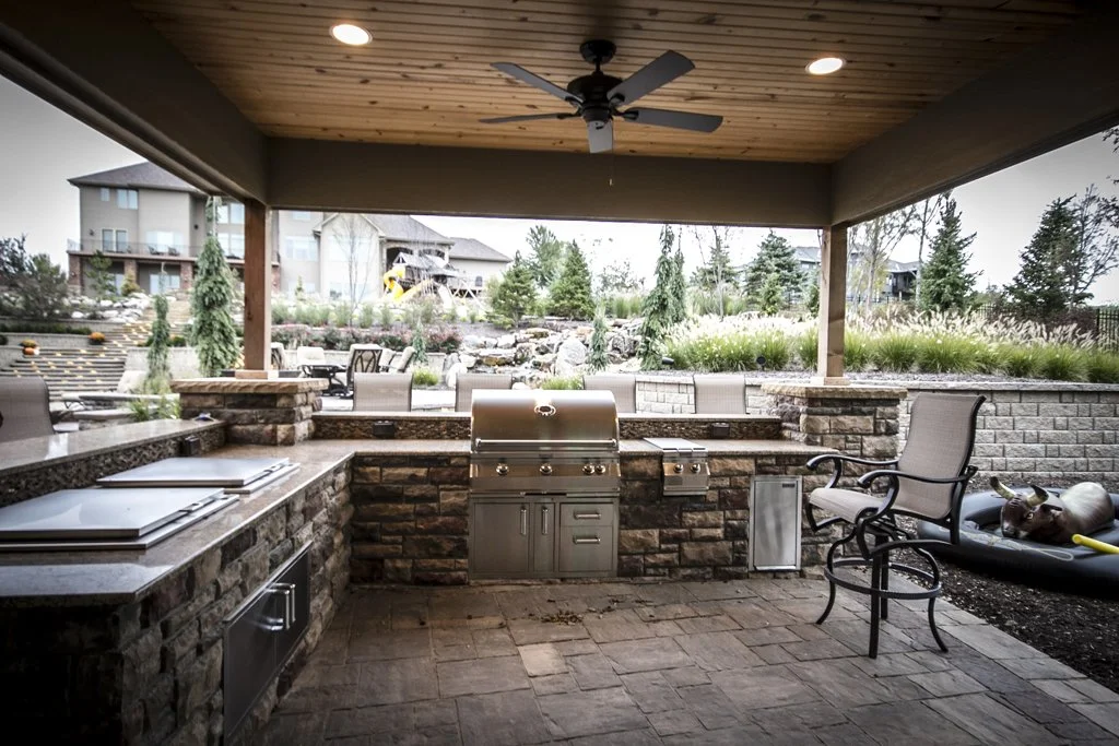 Top Outdoor Kitchen Builders & Construction in Omaha, NE | Carson ...