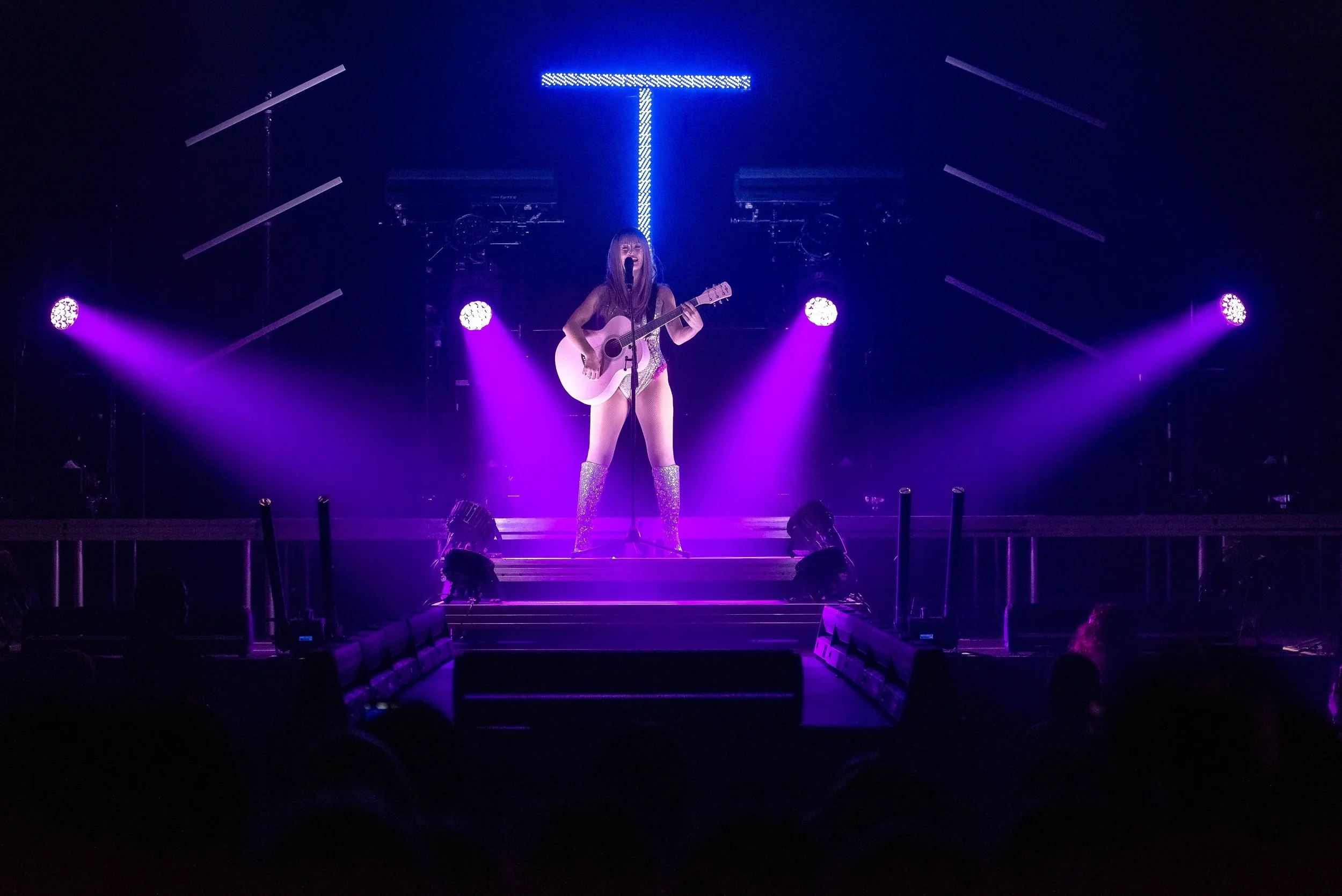 TAYLOR FEVER - TAYLOR SWIFT TRIBUTE CONCERT