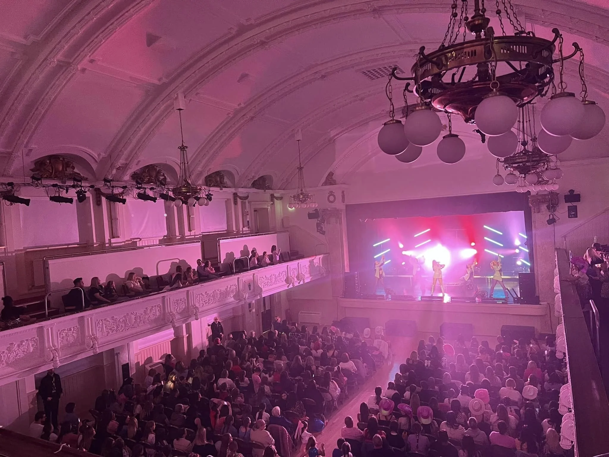 TAYLOR FEVER - THE TAYLOR SWIFT TRIBUTE CONCERT