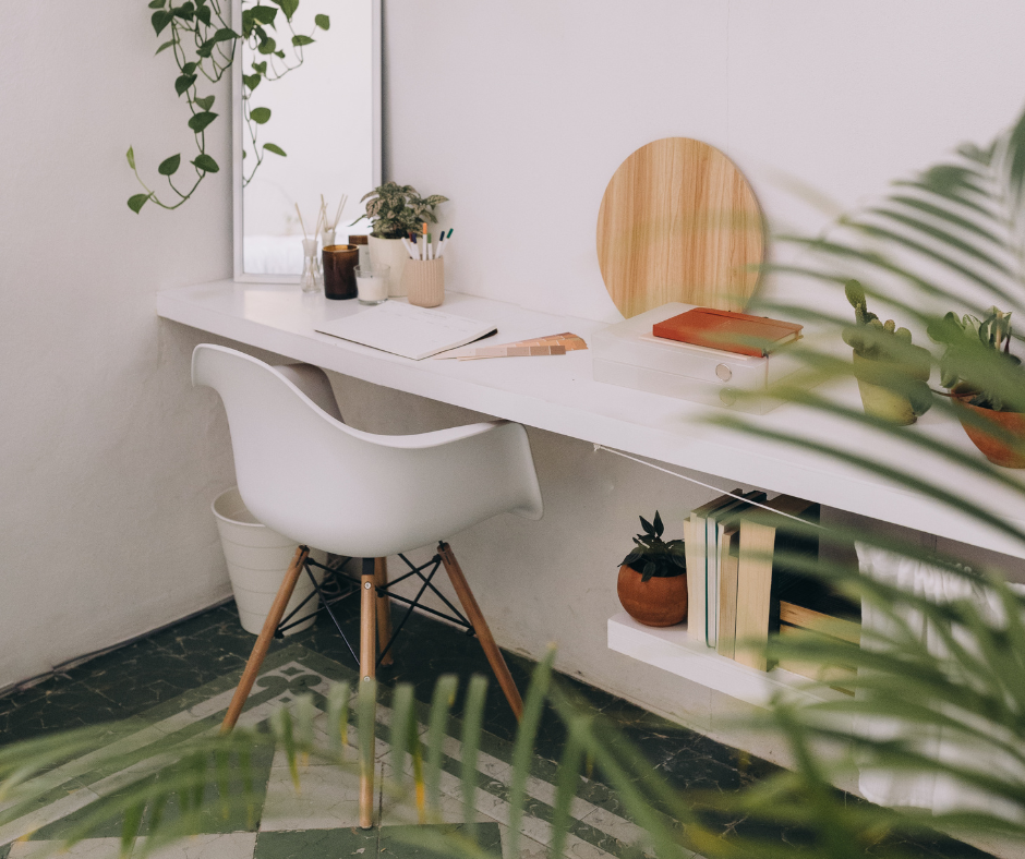 10 Aesthetic Desk Setup Ideas for a Productive Workspace — Double the ...