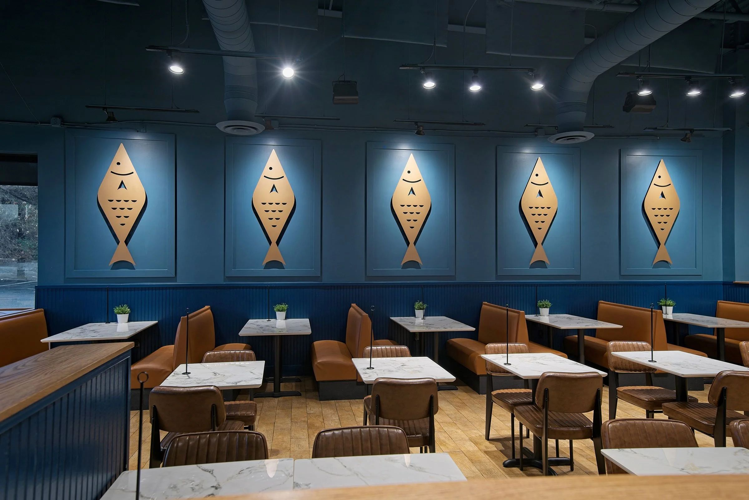 Humdingers Restaurant | Fresh Piri-Piri Chicken and Fish — Hart's Ventures