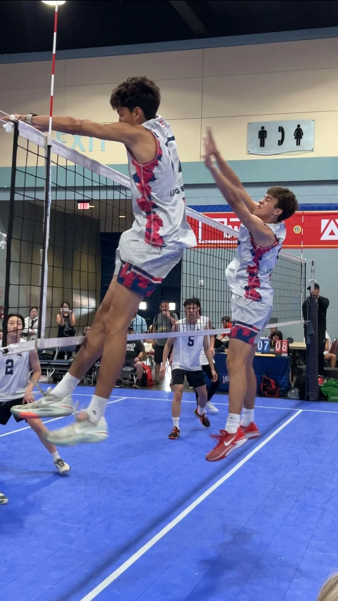 LEGENDS VOLLEYBALL CLUB