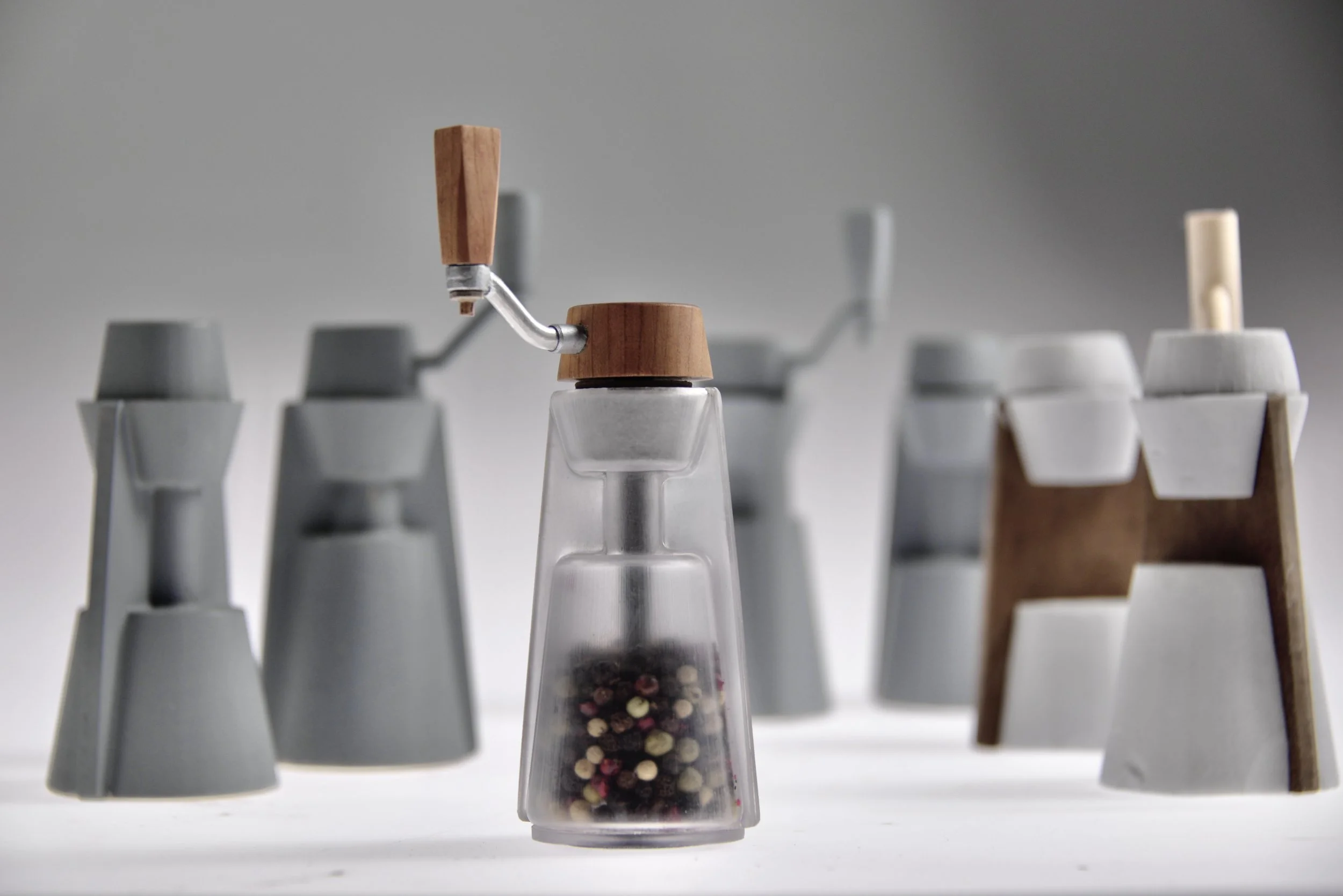 SHI-Pepper&Salt Grinder — Studio MING