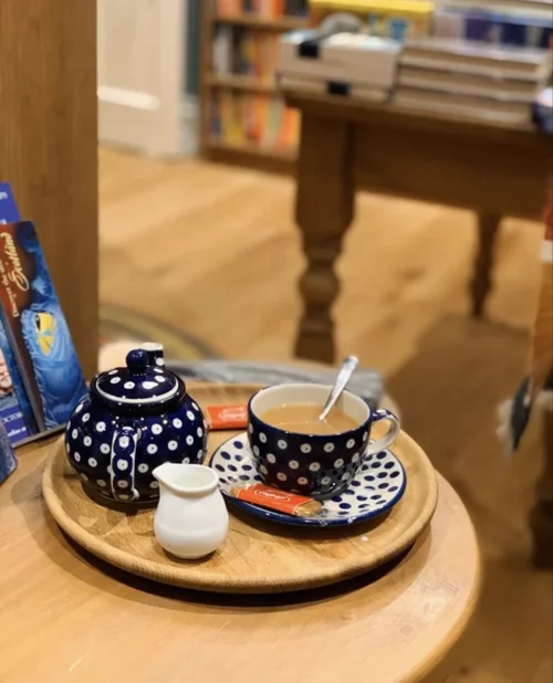 Review: Topping & Company bookshop, Edinburgh — Julia's Bookcase