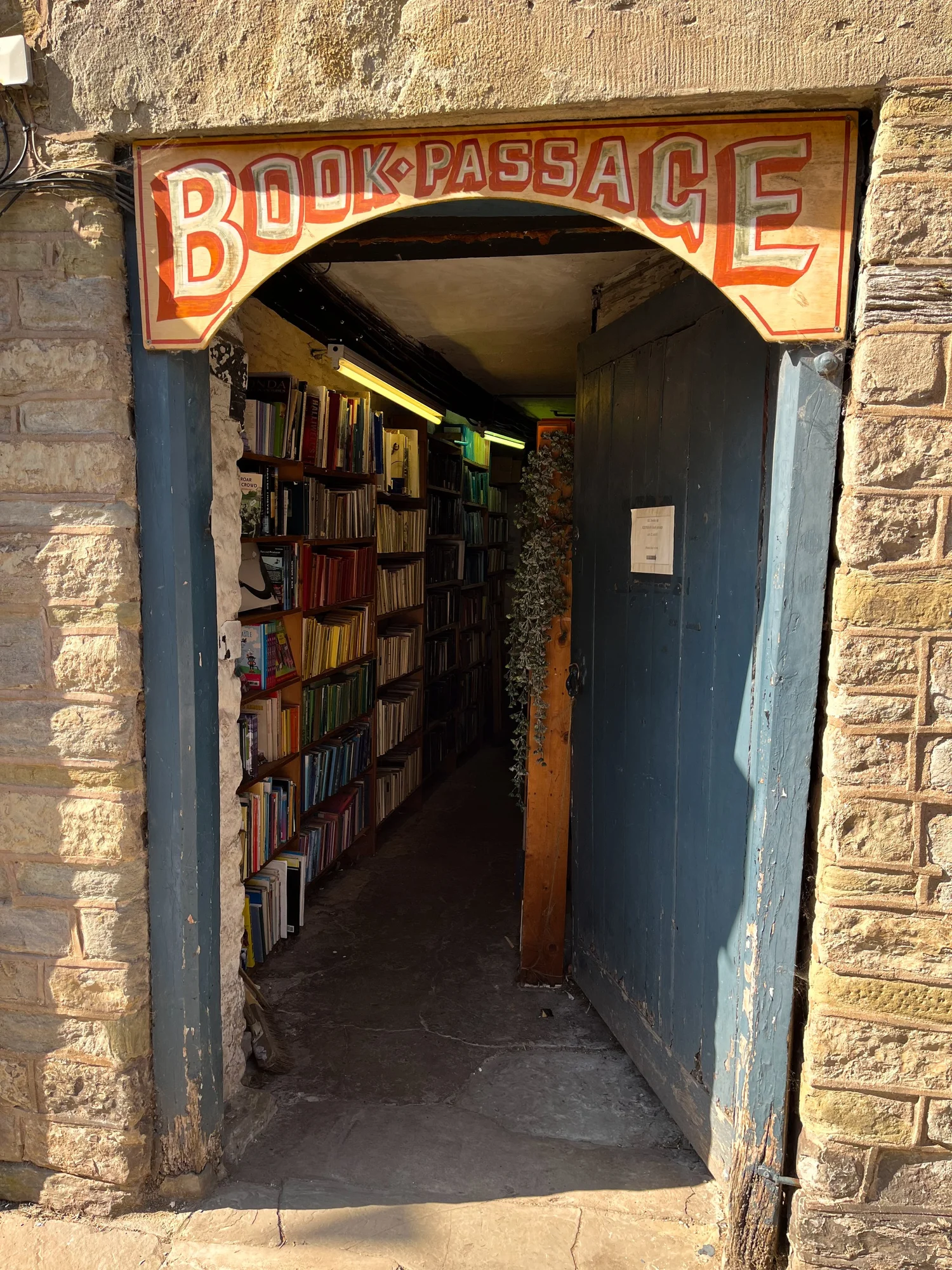 Hay-on-Wye Bookshop Guide — Julia's Bookcase