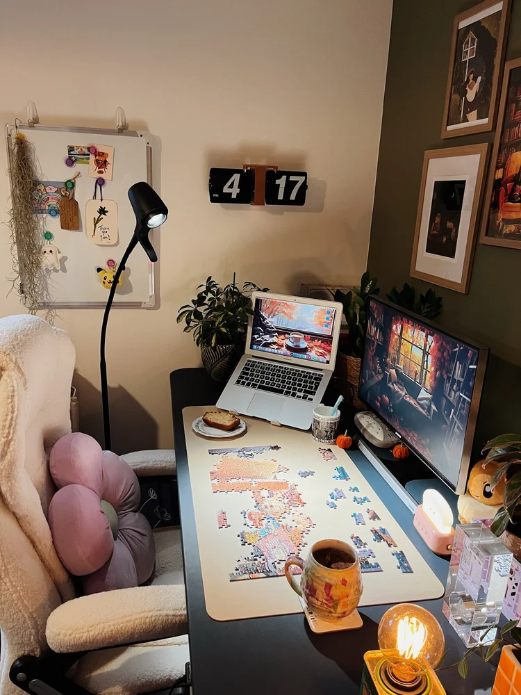 What is the Best Reading Light? — Julia's Bookcase