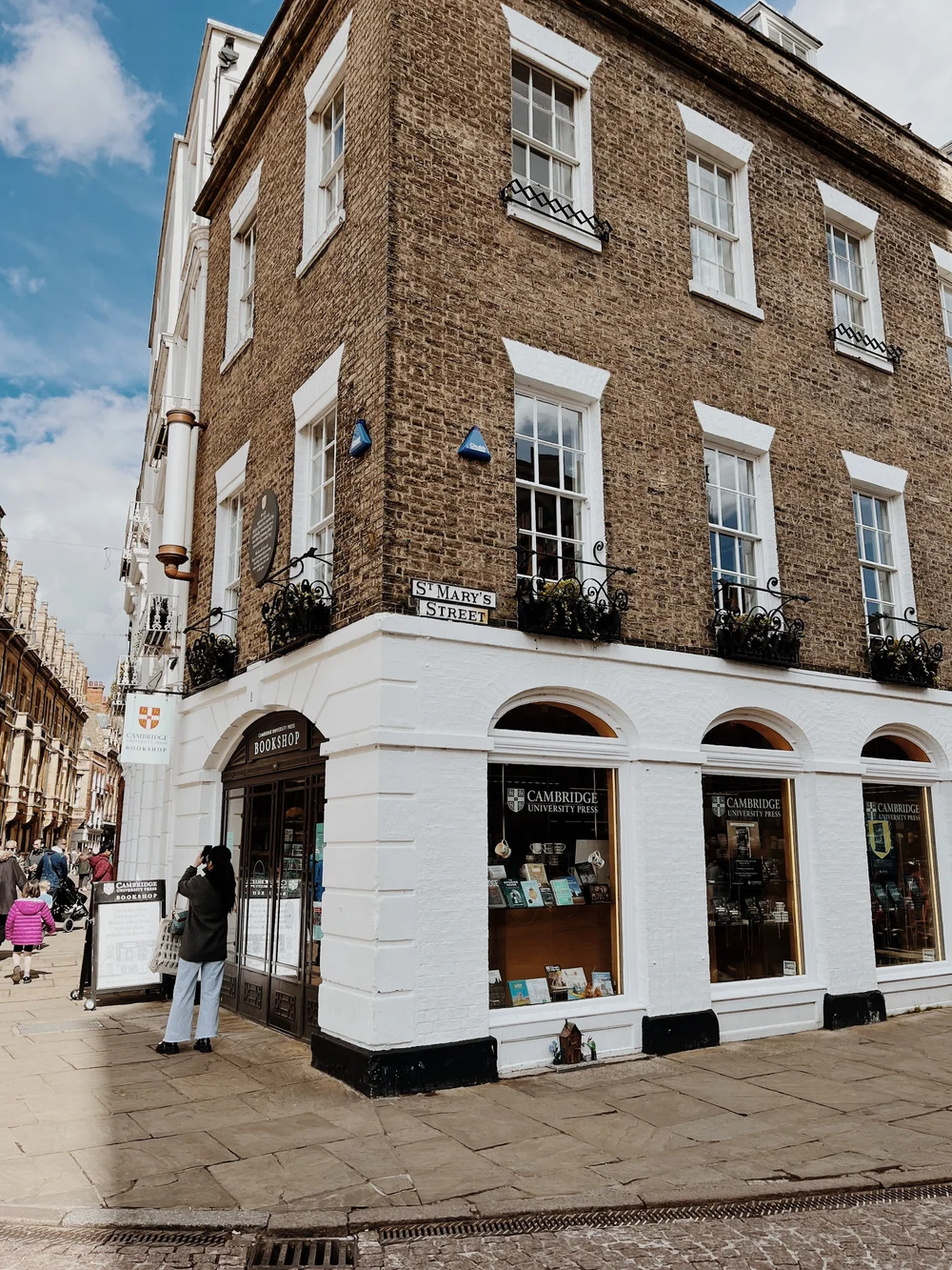 Inside Heffers Bookshop & Cambridge Bookshop Guide — Julia's Bookcase