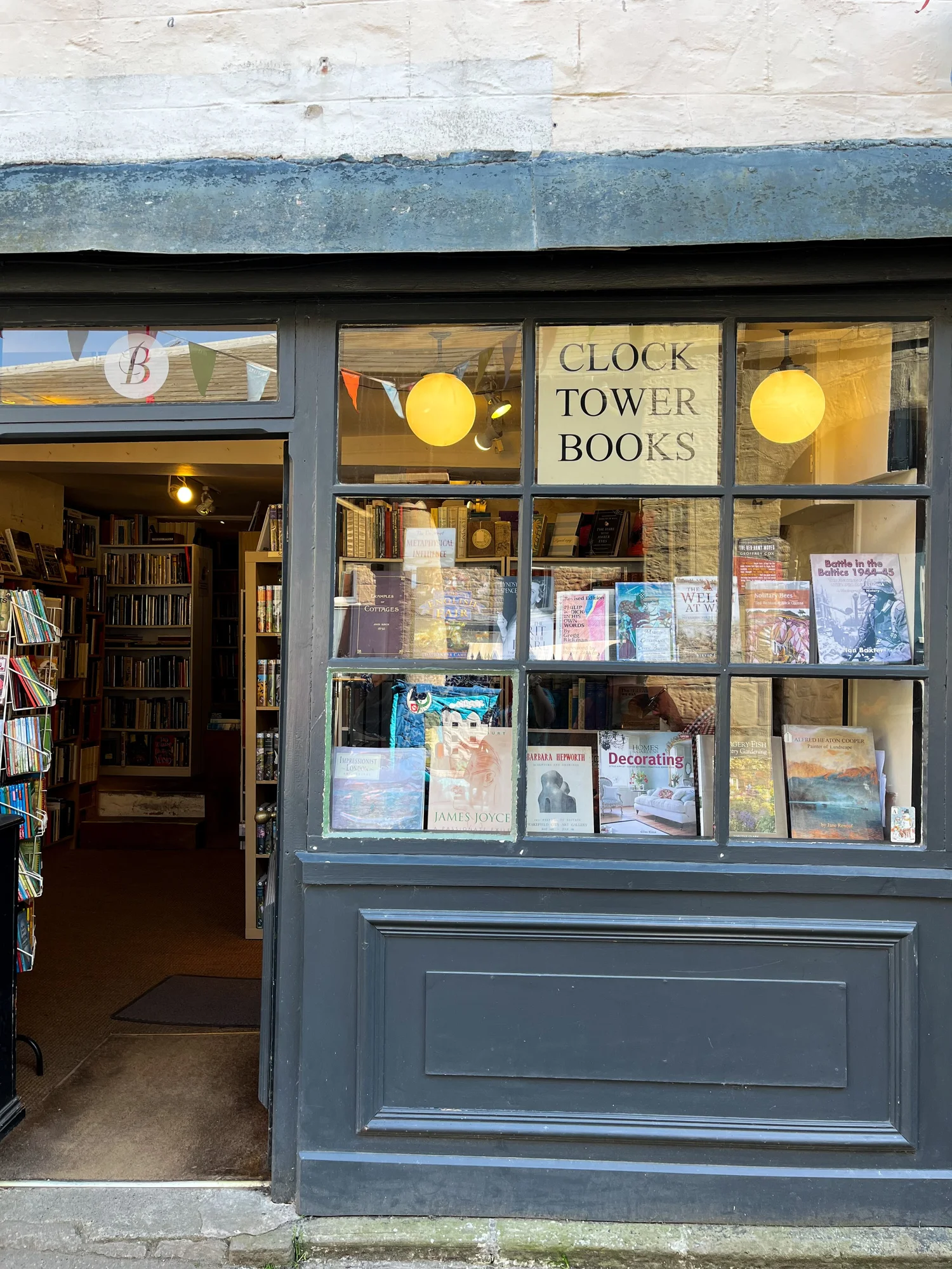 Hay-on-Wye Bookshop Guide — Julia's Bookcase