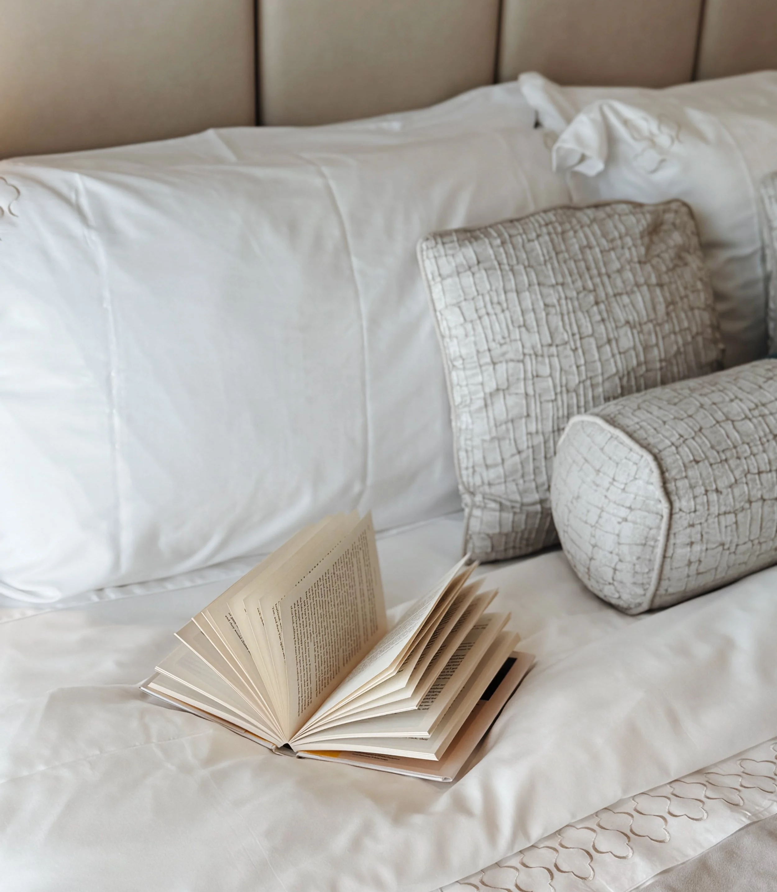 Crystal Symphony Suite and Guest Room Guide — Julia's Bookcase