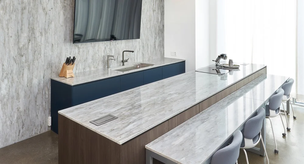 Matterhorn — HanStone Quartz Distributor