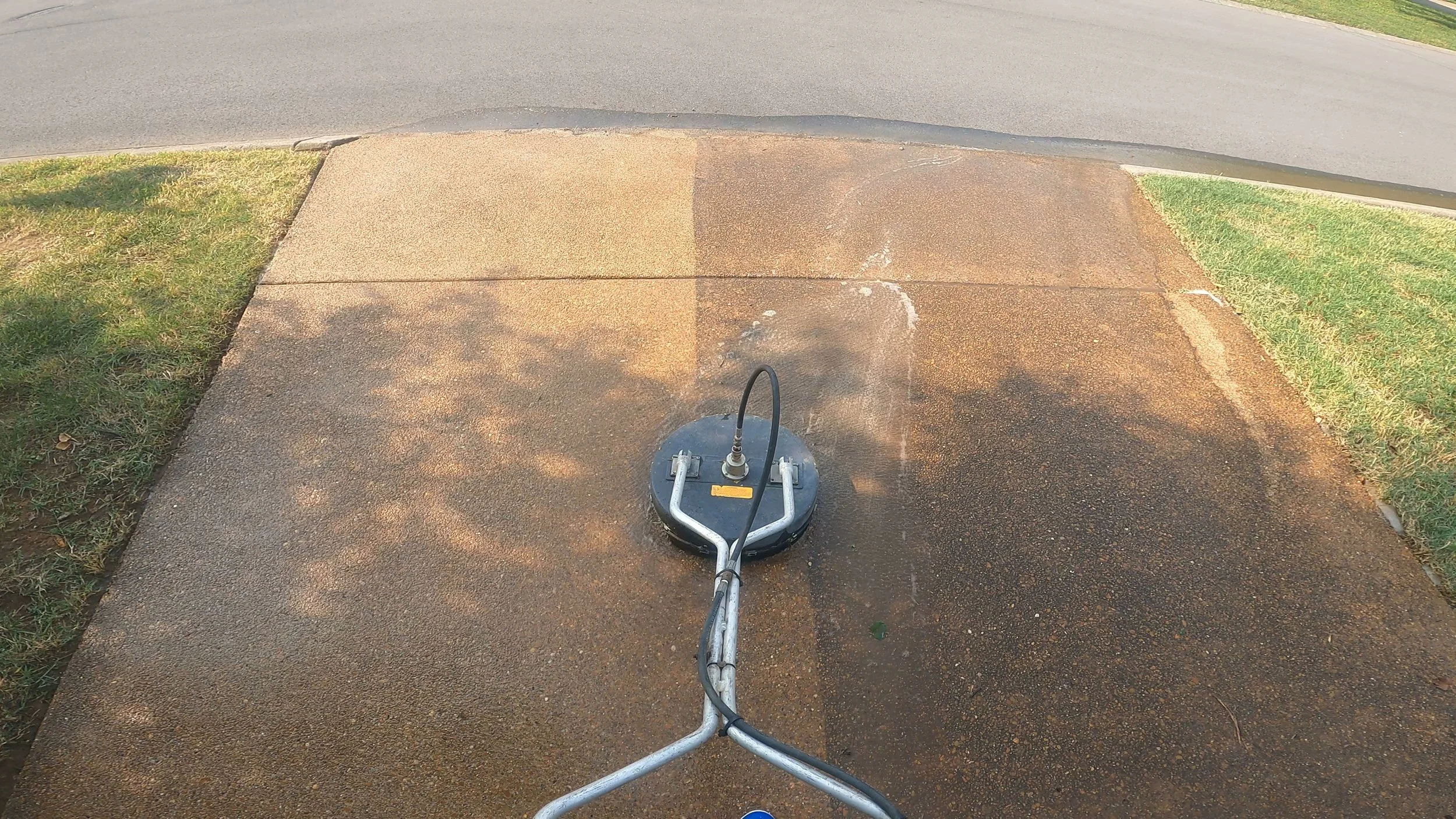 Concrete/Driveway Cleaning | Merlin's professional pressure washing ...