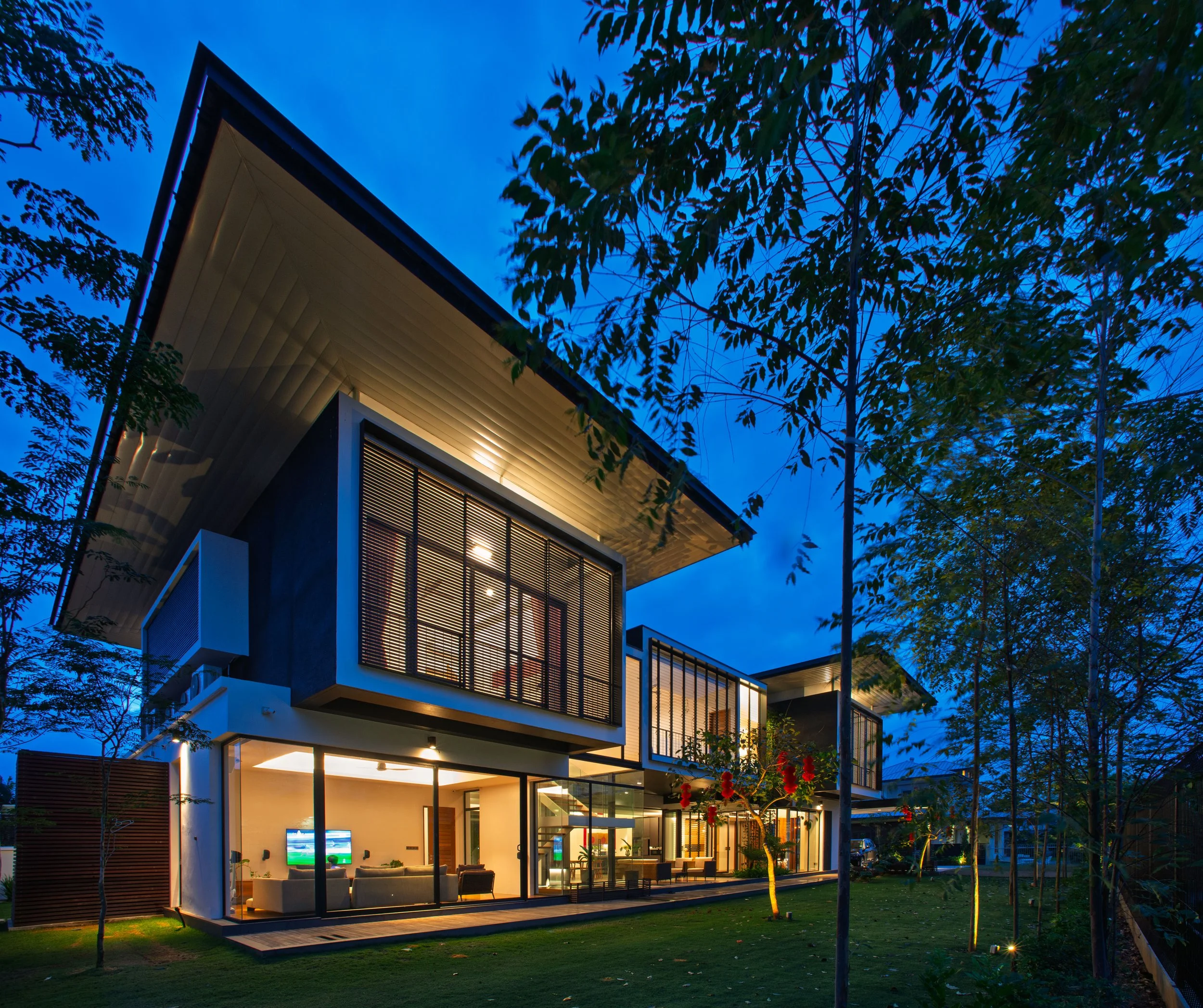 Nestled Nest at Hui Sing Garden — The Borneo Architecture Journal