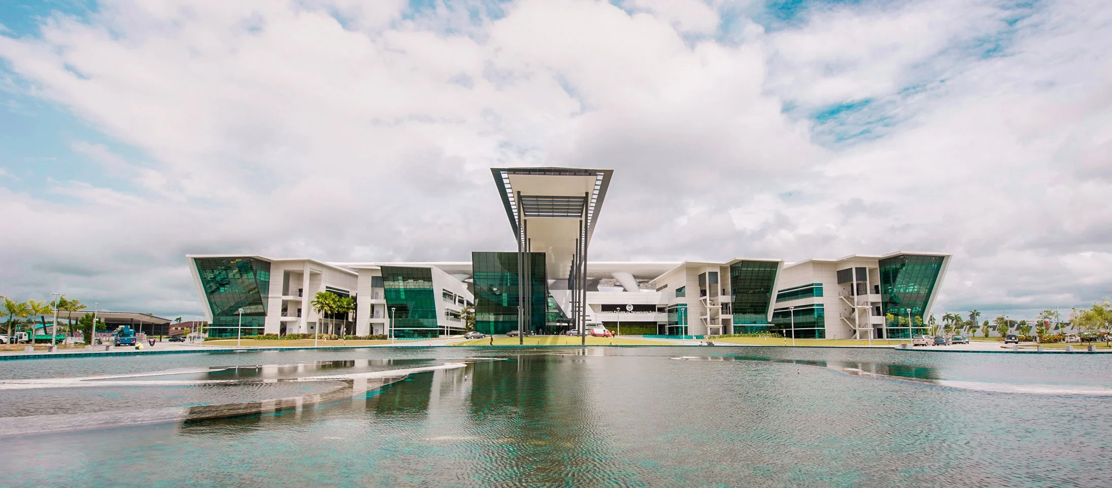 University of Technology Sarawak — Phase 1 & 2 — The Borneo ...