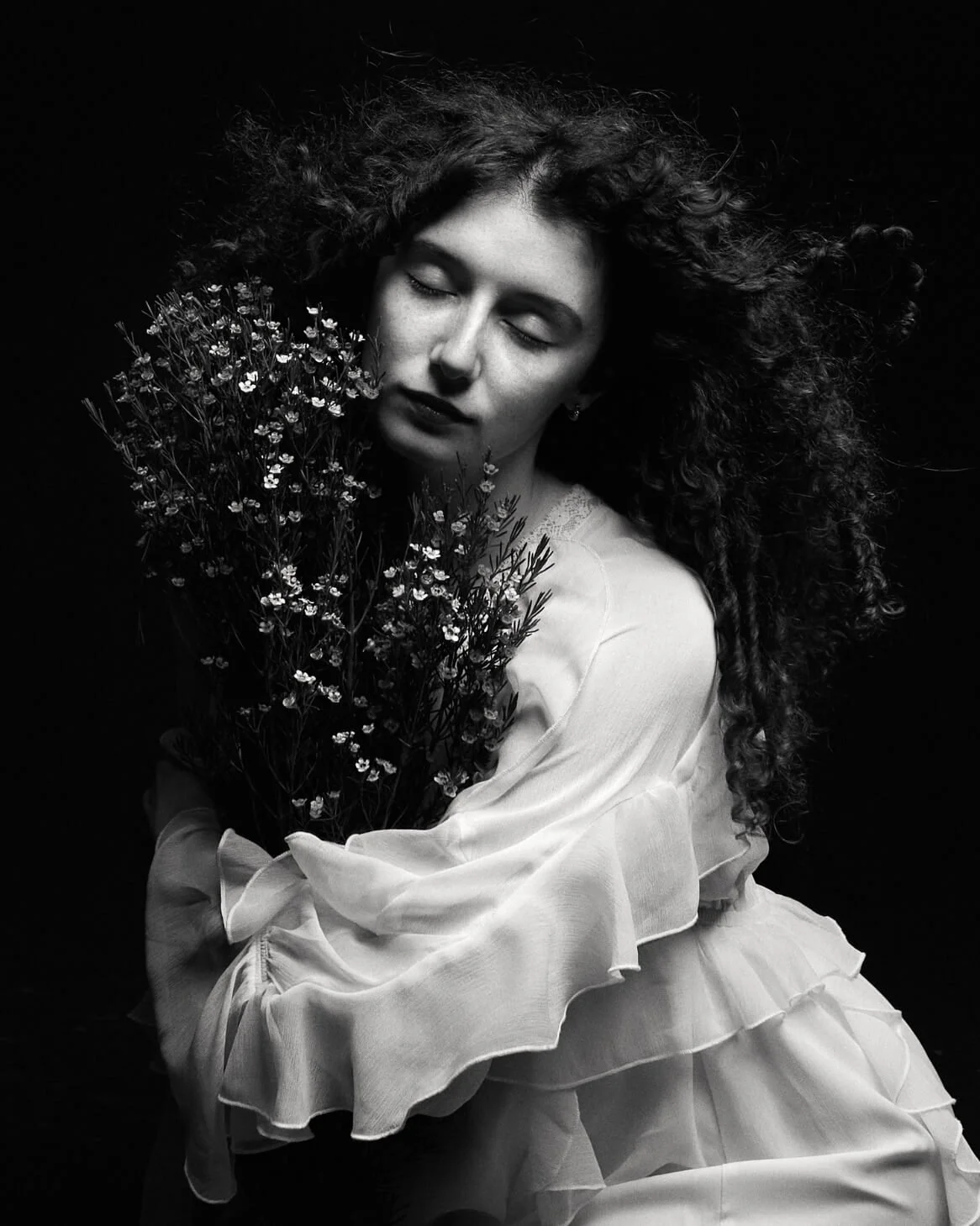 Pose self-portrait studio