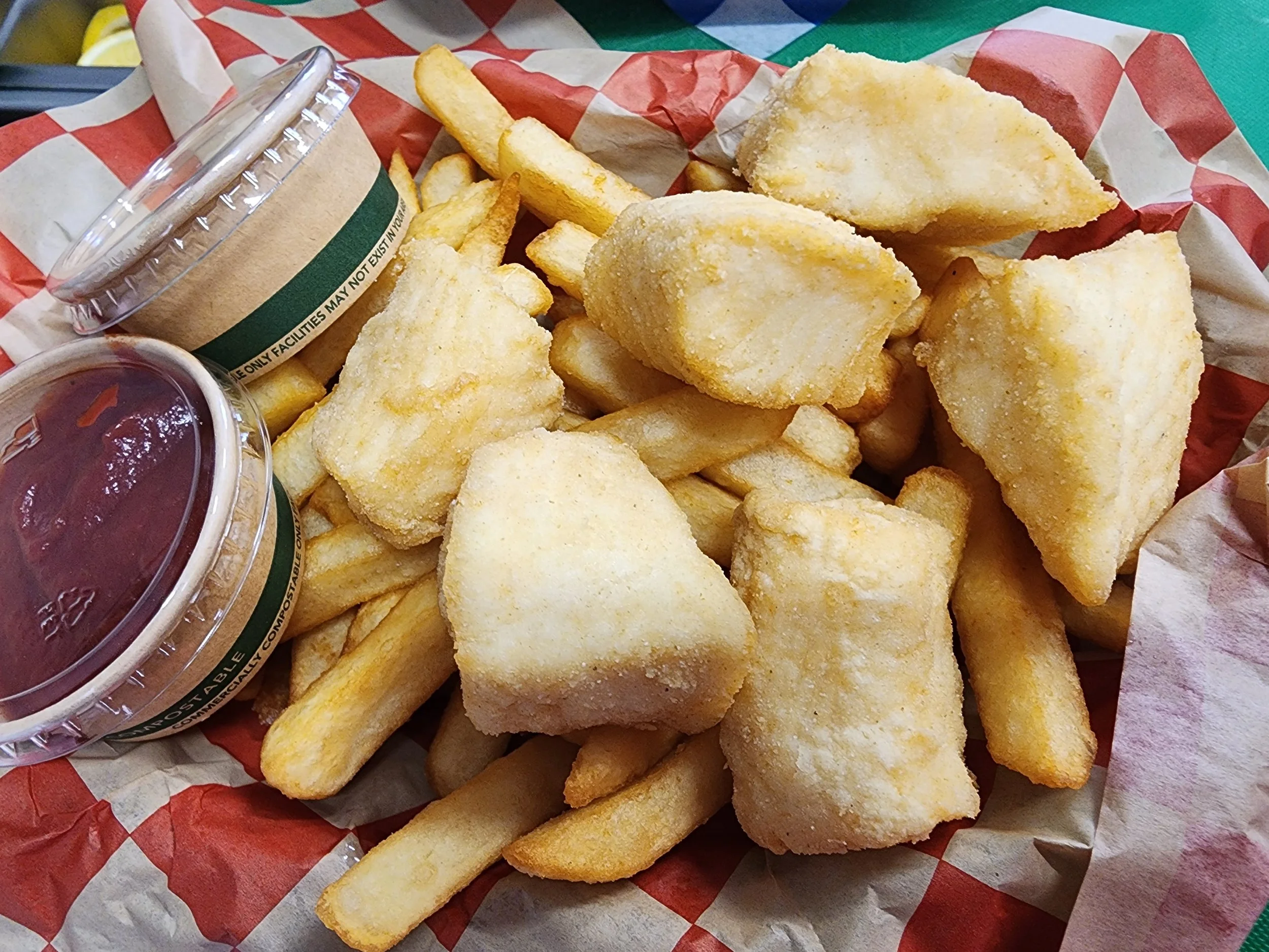 sellwoodfishandchips.com