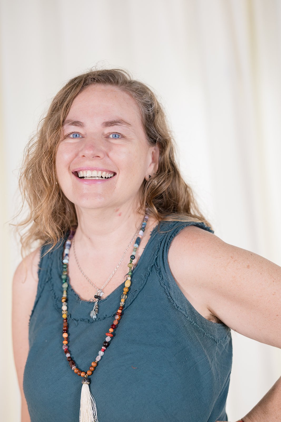 Beginner Online Chakra Reading Course — Sara Cura Spirit