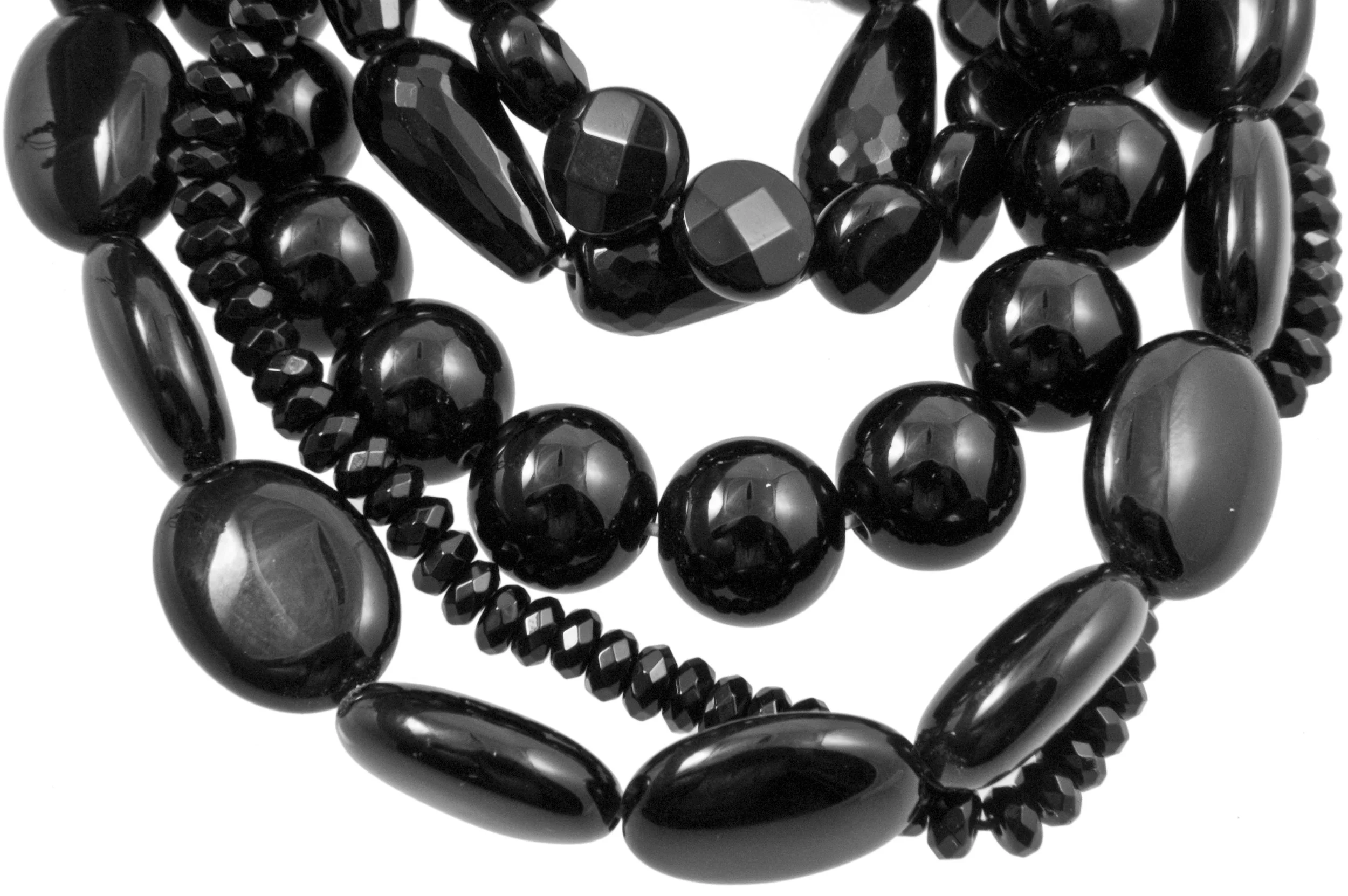 Onyx: Energetic Properties, Spiritual Meaning & Zodiac Association ...