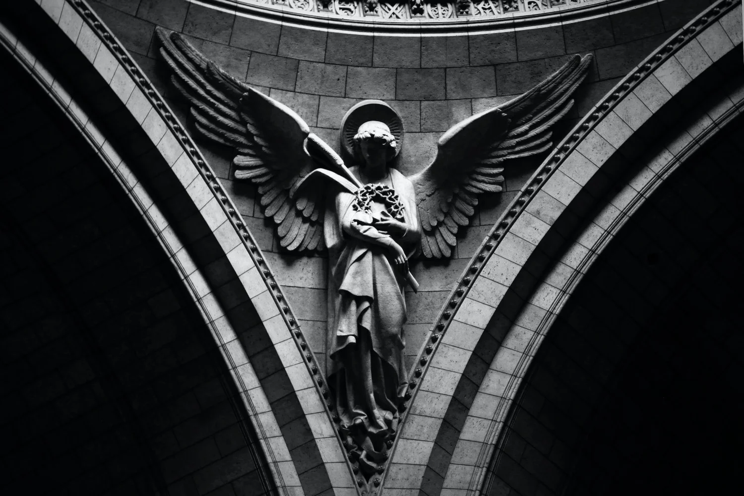 Archangels in Spirituality: The Complete Guide